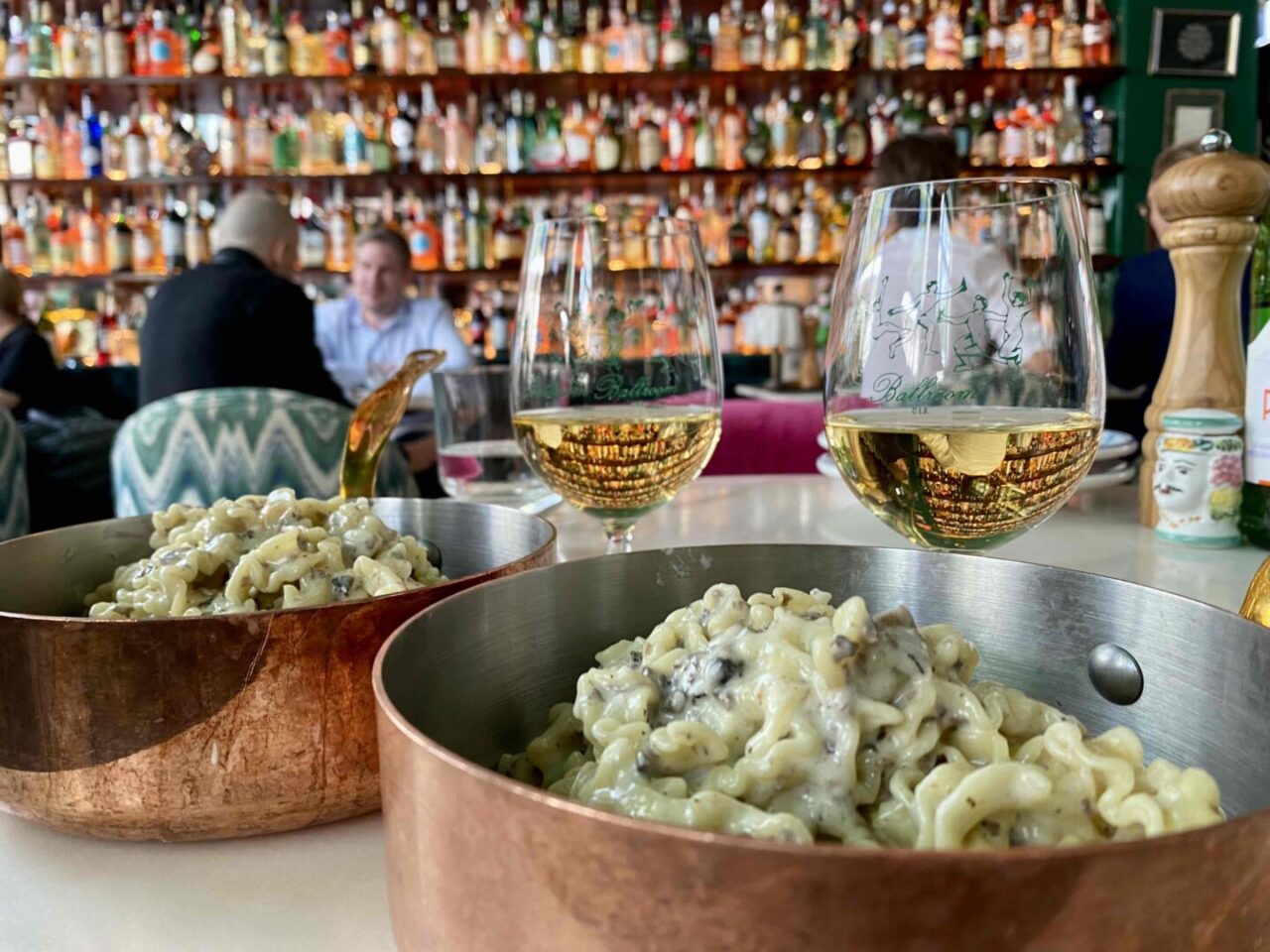 Trüffelpasta und neapolitaische Pizza - Edmondo in Hamburg