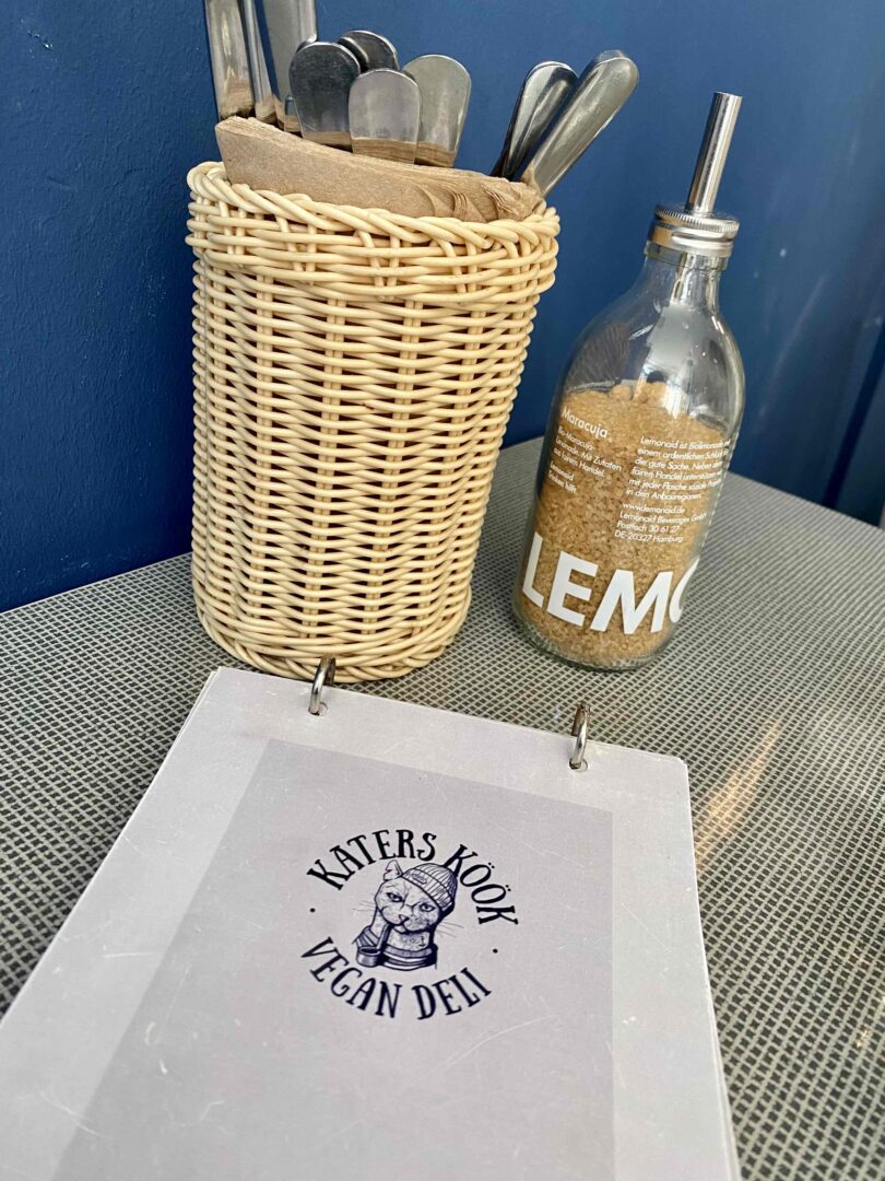 Süßes Katzencafé in Hamburg - Katers Köök