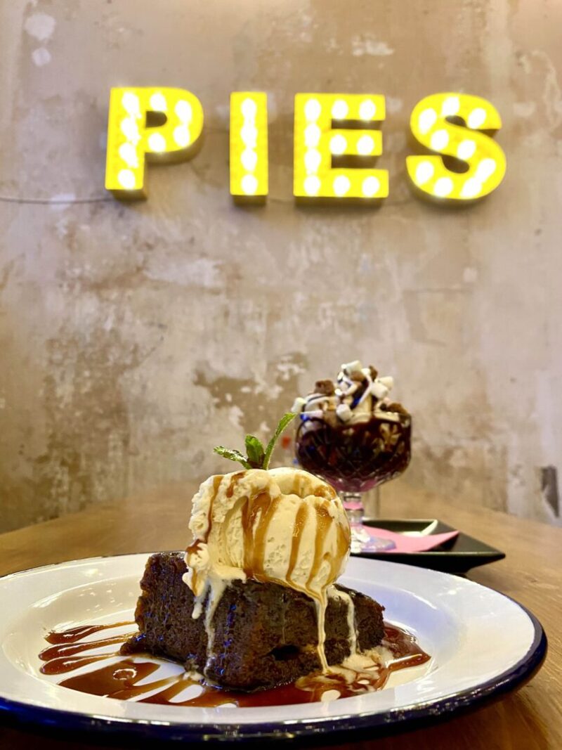 Genieße hausgemachte britische Leckereien - Cheeky Pies Pantry